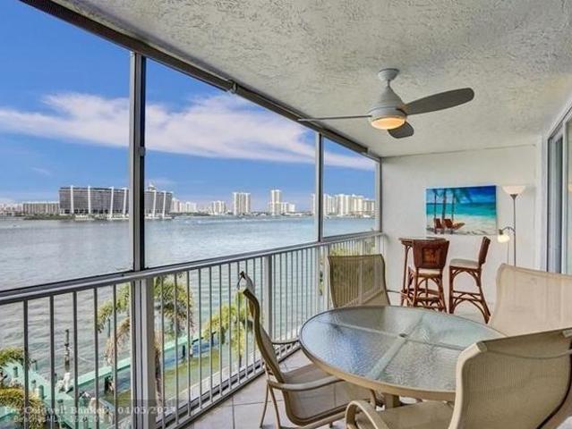 17800 N Bay Rd #503, Sunny Isles Beach, FL 33160