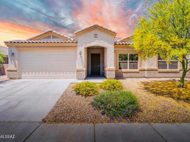 17802 S Whispering Glen PTH, Sahuarita, AZ 85629