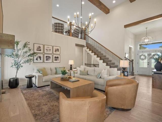 17808 Rainbow Boulevard