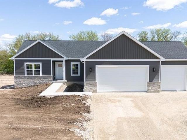 1780 N Kyle Cir, Beloit, WI 53511