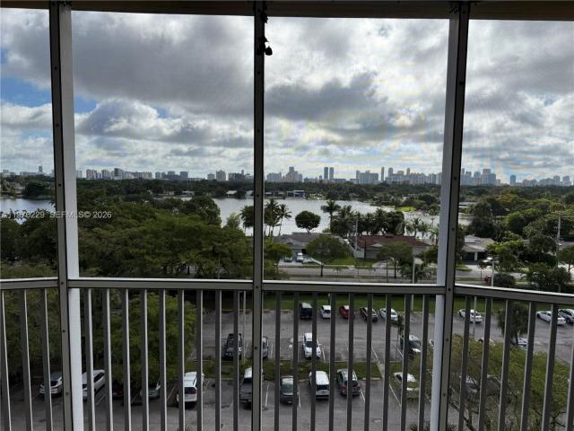 1780 NE 191st St, Unit 8062, Miami, FL 33179 | Compass