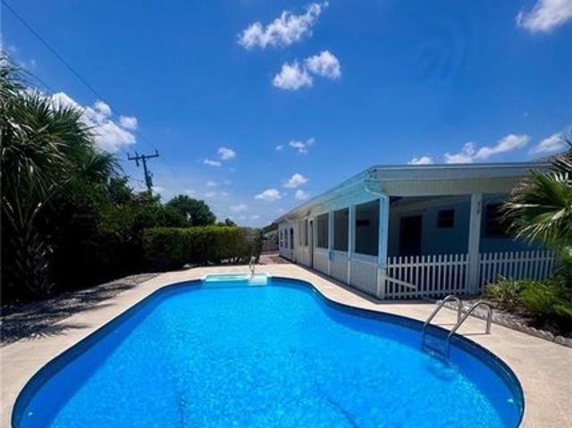 1780 NE 24th Ter, Jensen Beach, FL 34957