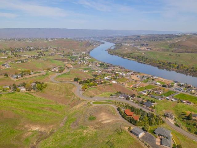 1780 Cherry St, Clarkston, WA 99403