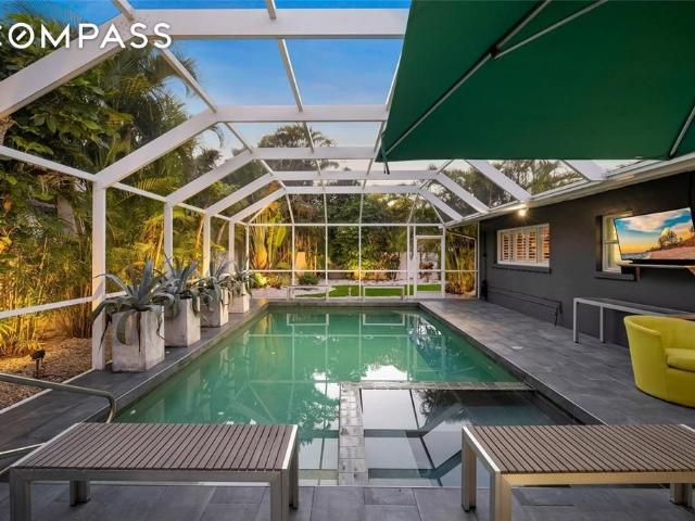 1780 Spring Creek Dr, Sarasota, FL