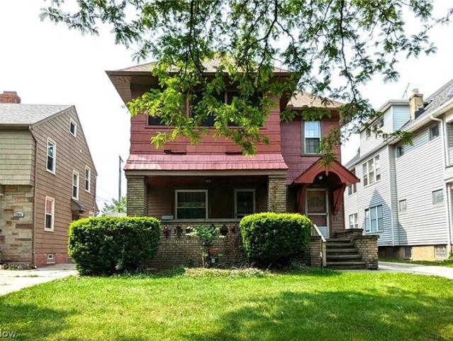 17812 E Park Dr, Cleveland, OH 44119