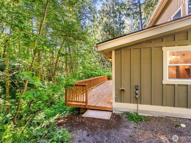 17818 SE Overlake Court