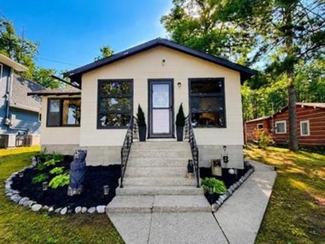 1781 Memory Ln, Albert Township, MI 49756