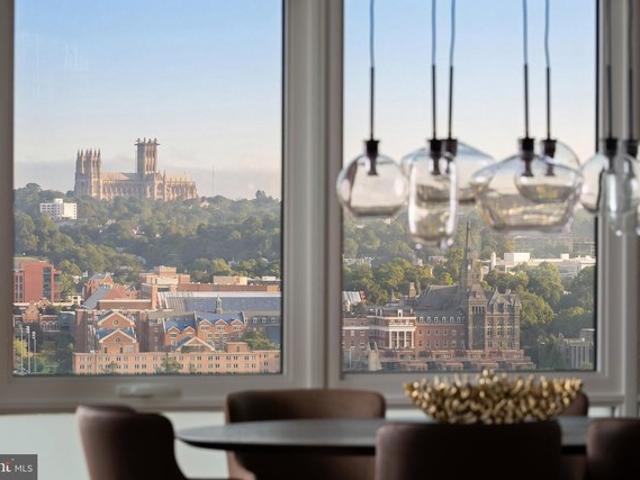 1781 N Pierce St Unit 1702, Arlington, VA 22209