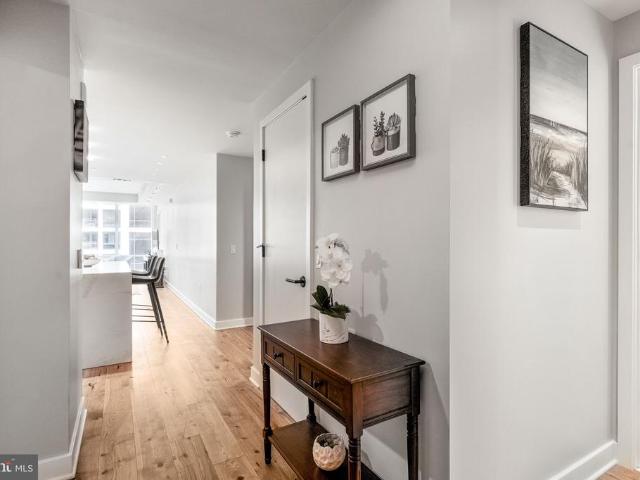 1781 N Pierce Street # 303