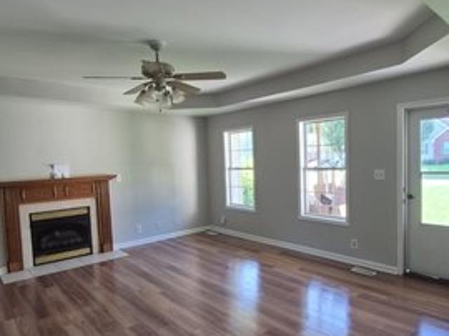1781 Butternut Dr, Clarksville, TN 37042