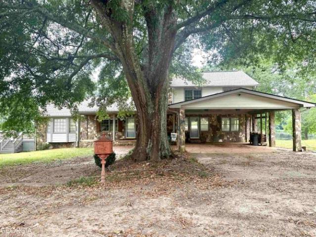 1781 Carver Rd 2 Houses/60 Acres/Lake, Griffin, GA 30224