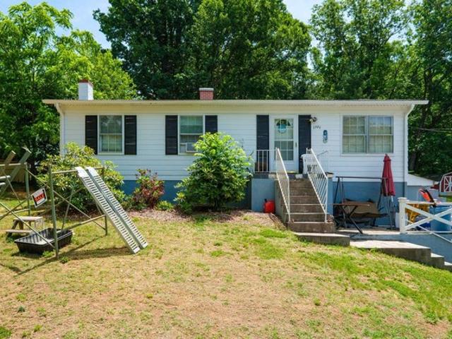 1781 Shutterlee Mill Rd, Staunton, VA 24401