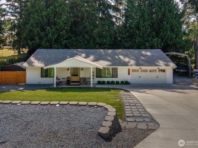 1781 th Street Ct E, Lake Tapps, WA 98391