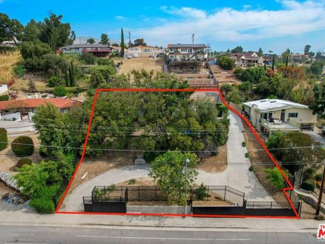 17823 Rinaldi St, Los Angeles, CA 91344