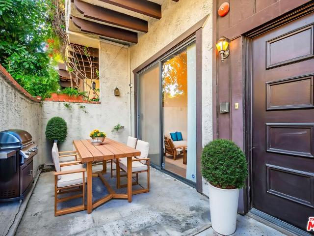 17824 Killion St, Unit G, Encino, CA 91316 | MLS #26655
