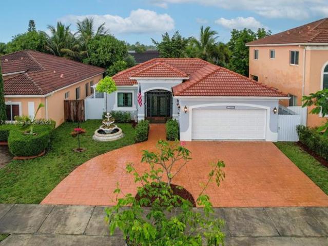 17833 155th Ct SW, Miami, FL 33187