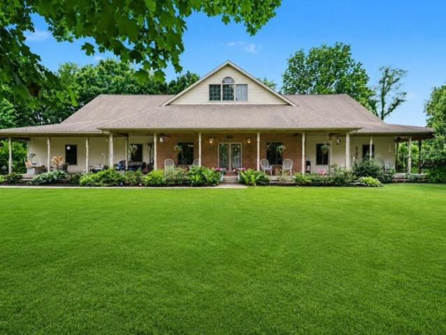 17830 Victors Ln, Marshall, MI 49068