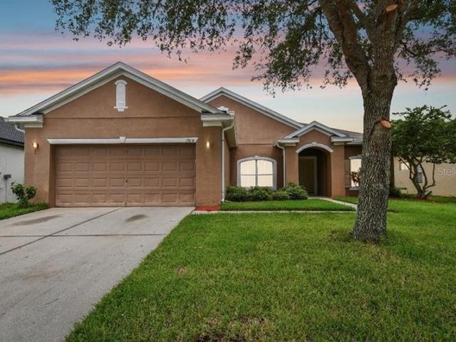 17831 Golden Leaf Ln, Orlando, FL 32820