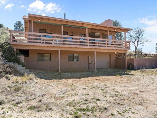 17839 S Pinon Ln, Peeples Valley, AZ 86332