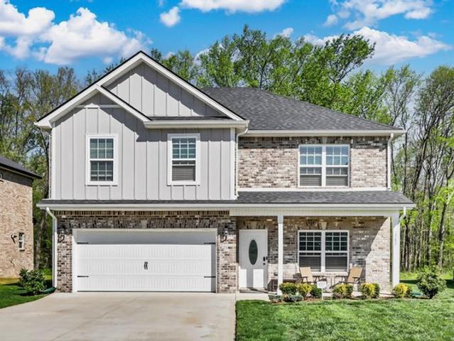 1783 Oak Forest Dr, Clarksville, TN 37043