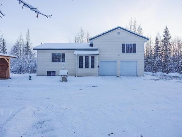 1783 Bradway Rd, North Pole, AK 99705