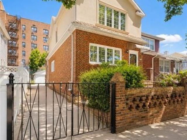 1783 W 4th St, Brooklyn, NY 11223