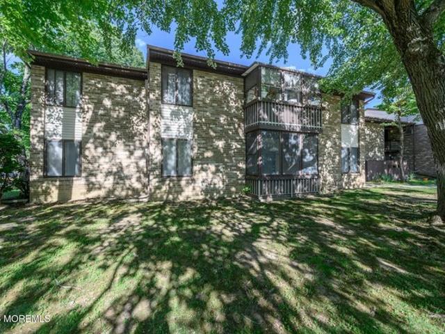 178 Amberly Dr Unit A, Manalapan, NJ 07726