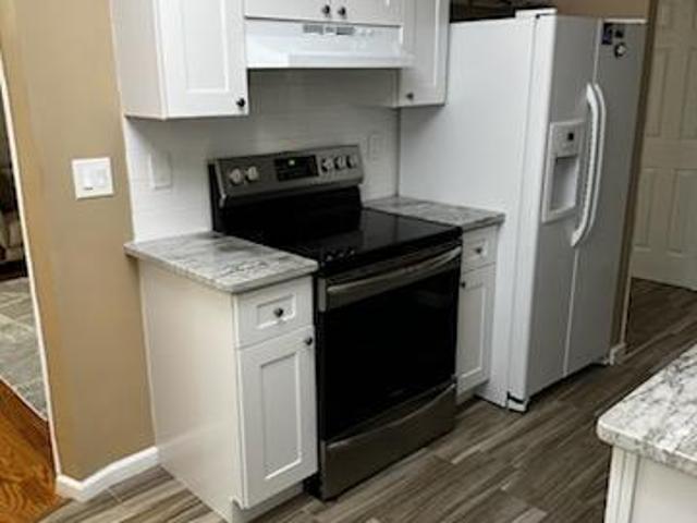 178 Amberly Drive Unit H