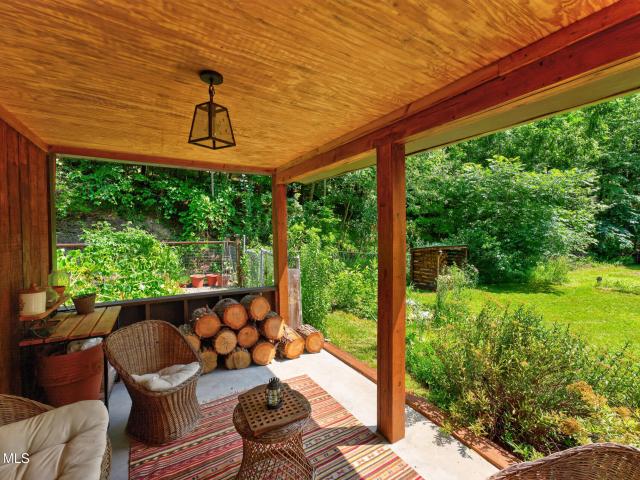 178 Blodgett Hill Road