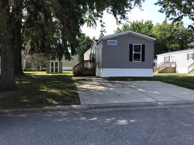 178 Brookside Mnr, Goshen, IN 46526