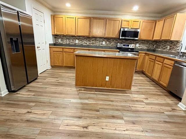 178 Goldsborough Drive