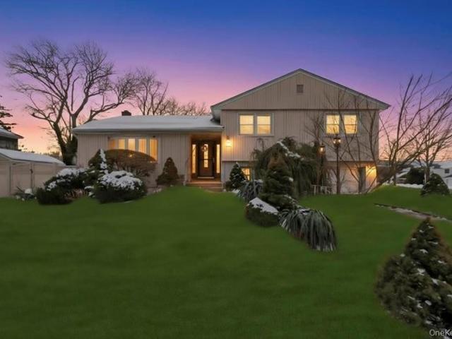 178 Gerhard Rd, Plainview, NY 11803
