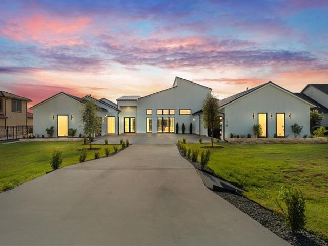 178 Dally Ct, Dripping Springs, TX 78620
