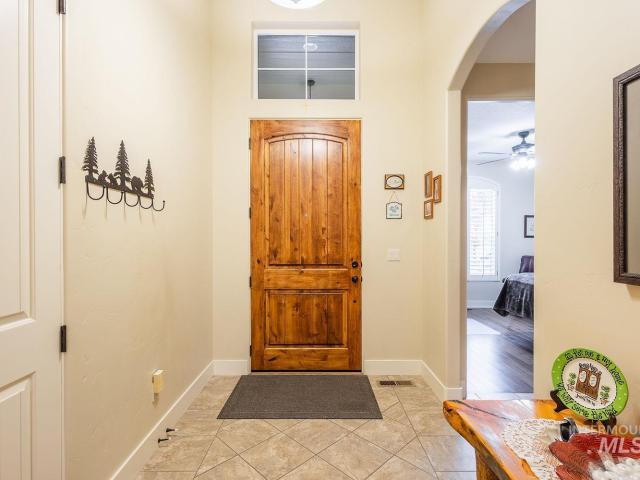 178 E Rio Colinas Dr