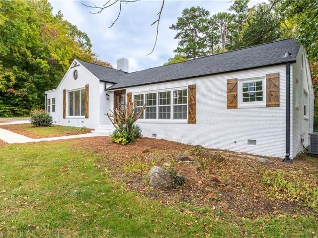 178 E Salisbury St, Denton, NC 27239 | MLS #1214 | Compass