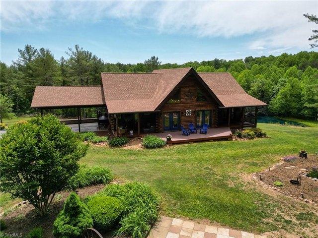 178 Kelly Trl, Mount Airy, NC 27030