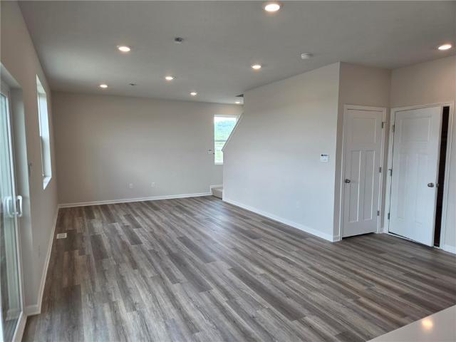 178 Laurel Hills Dr