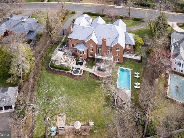 178 Library Place