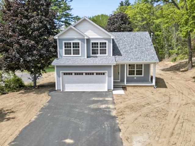 178 Montray Rd, Queensbury, NY 12804