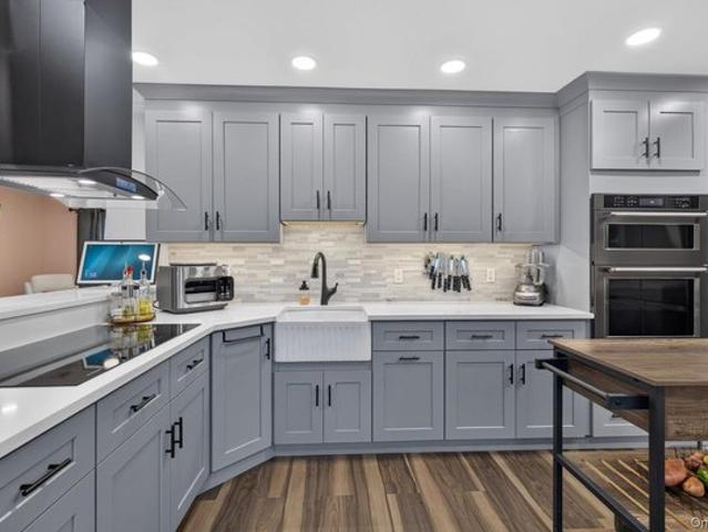 178 Montrose Dr, Port Jefferson Station, NY 11776