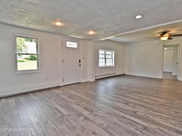 178 N Easton Belmont Pike