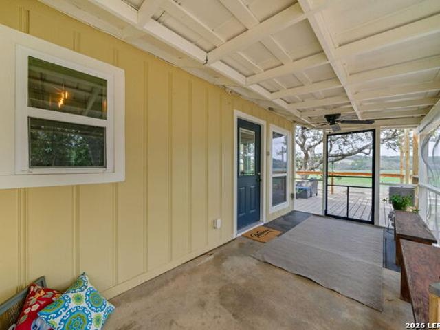 178 N Lakeshore Dr