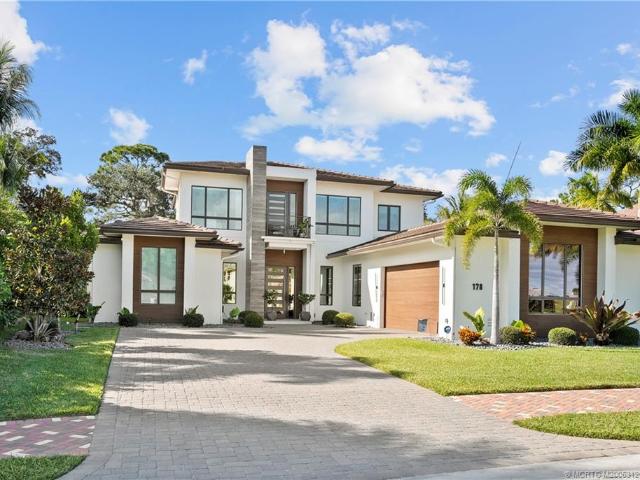 178 SE Via Lago Garda, Port St. Lucie, FL 34952 | MLS #M20053