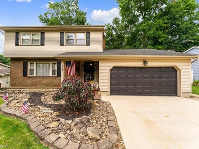 178 Shorehaven Dr, Boardman, OH 44512