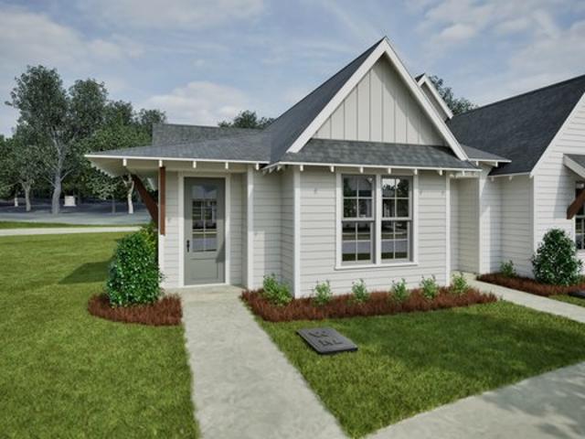 178 Summer St, Opelika, AL 36804
