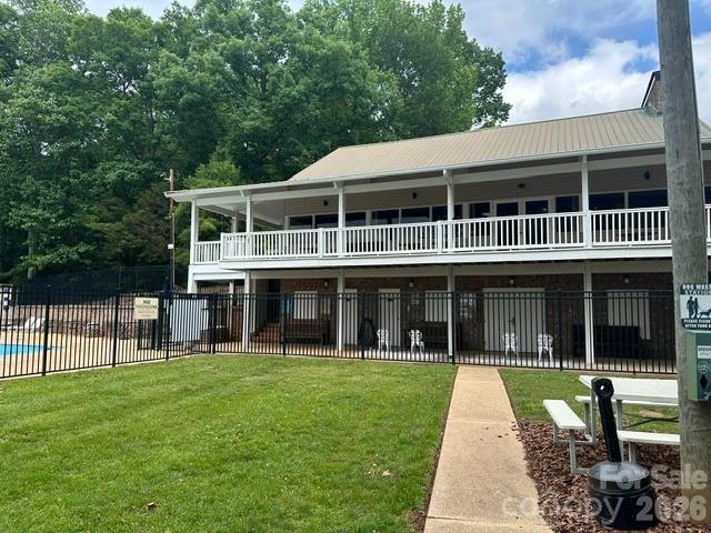 178 Summit Court # 107