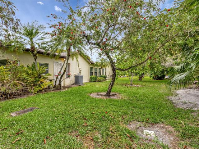 178 Ramblewood Cir, Royal Palm Beach, FL 33411 | MLS #B26013