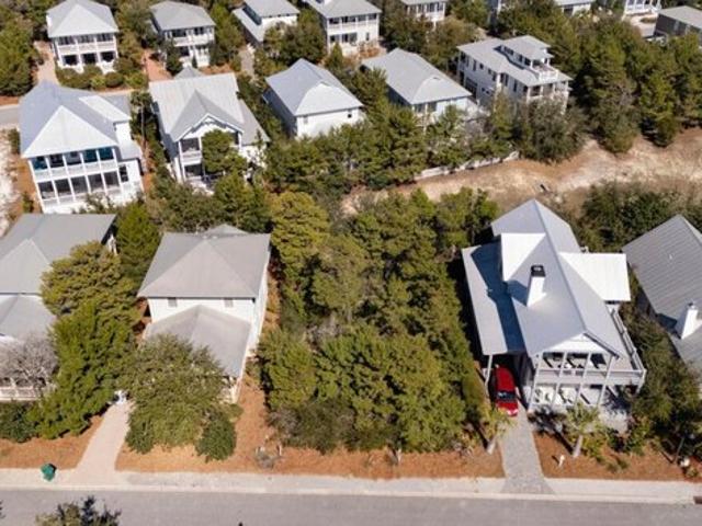 178 W Bartons Way, Santa Rosa Beach, FL 32459