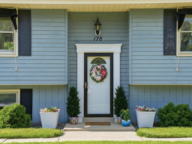 178 W Pembroke Way