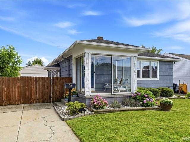 178 Waverly Ave, Tonawanda, NY 14217